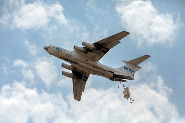 Soudan du Sud : face à la famine, le PAM largue des vivres | APAnews ...