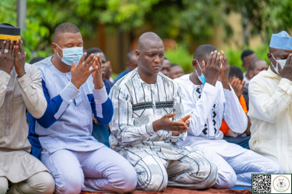 Tabaski 2026 : Ibrahim Traoré appelle à la paix sociale | APAnews ...